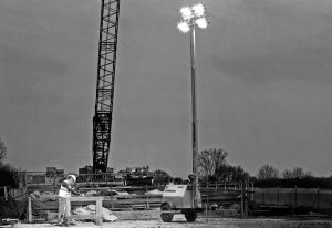 How to Prepare and Protect a Light Tower from Winter Wear and Tear