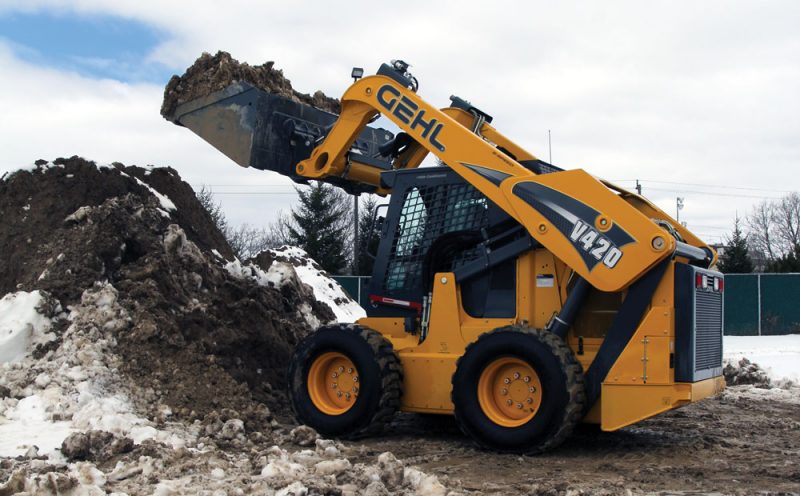 Operation Gehl: We Contrast Two Gehl Skid Steers But Find the Biggest ...
