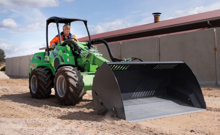 Small Articulated Wheel Loaders: Here's Three Awesome Brands in the ...
