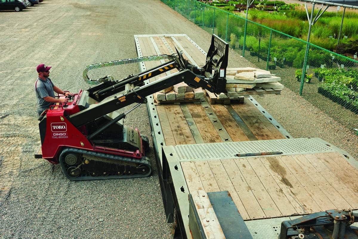 Let’s Dig into the Popular Attachments and Hydraulic Capabilities of ...