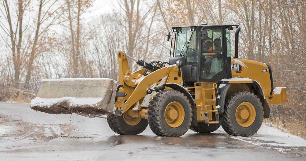 High Reach, High Production: Telescoping Wheel Loaders Bring Elevated ...