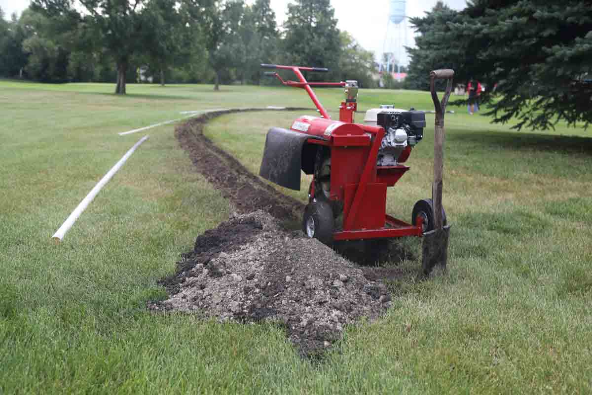 Measuring Up Mini-Trenchers: Small Trenchers Lead to Big ROI — Compact ...