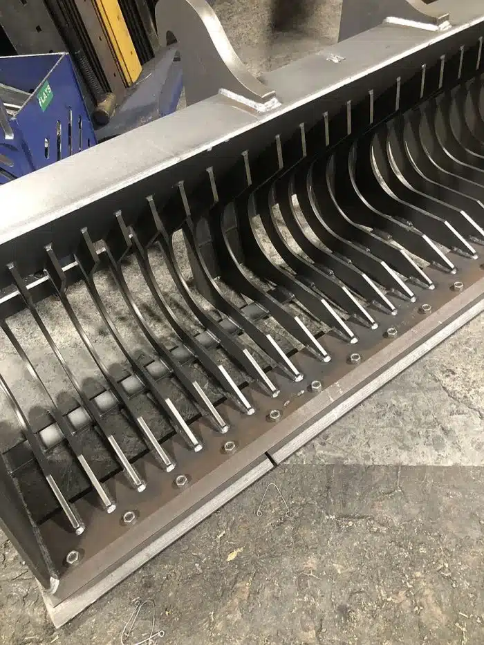 Werk-Brau Skeleton Rock Buckets Sift Rock from Loose Materials ...