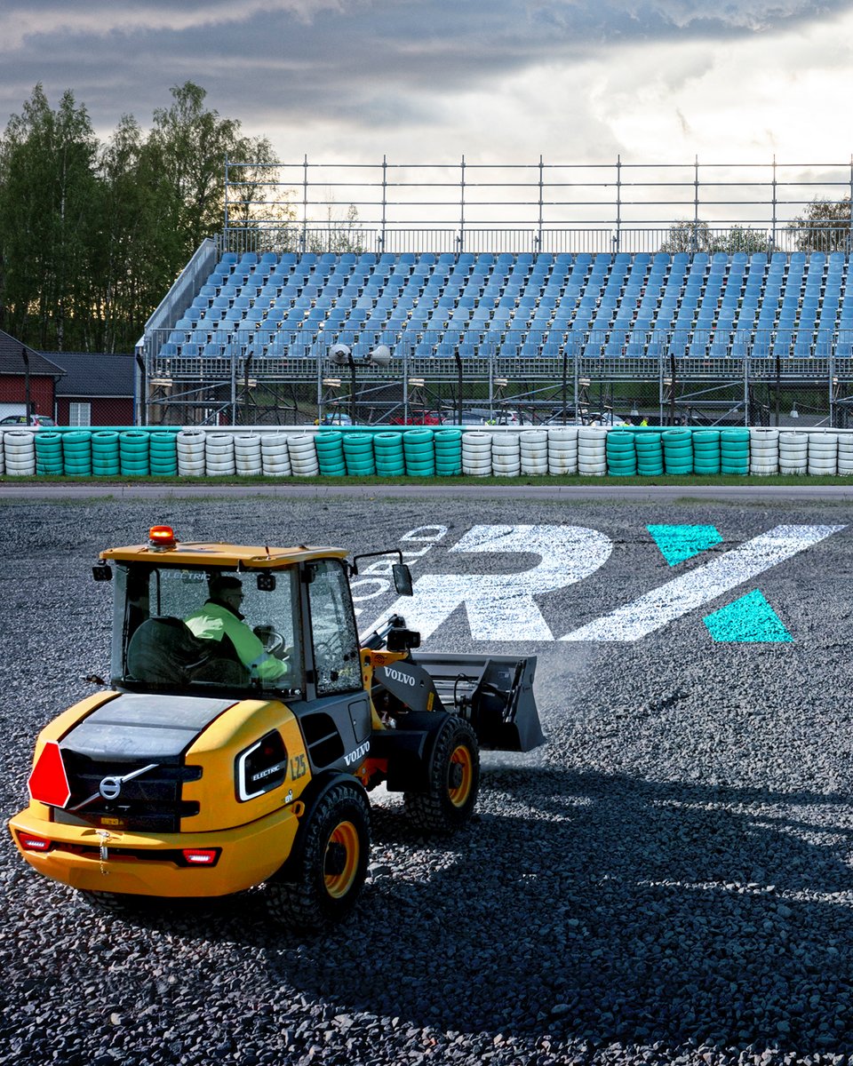 Volvo CE Is an Official Supplier of the FIA World Rallycross ...