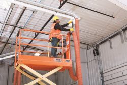 Four Tips for MEWP Operation in Below-Freezing Temperatures - Compact ...