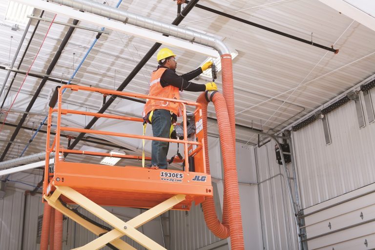 Four Tips for MEWP Operation in Below-Freezing Temperatures
