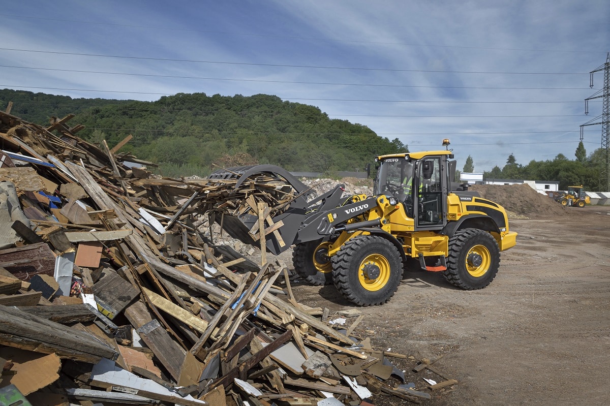 Check Out Compact Wheel Loaders from Seven Manufacturers — Compact ...