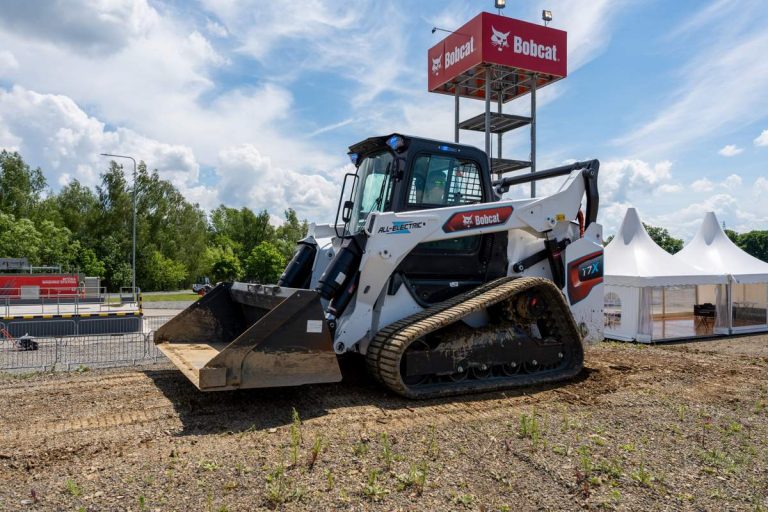 Innovative Iron Awards: Bobcat's T7X All-Electric Compact Track Loader