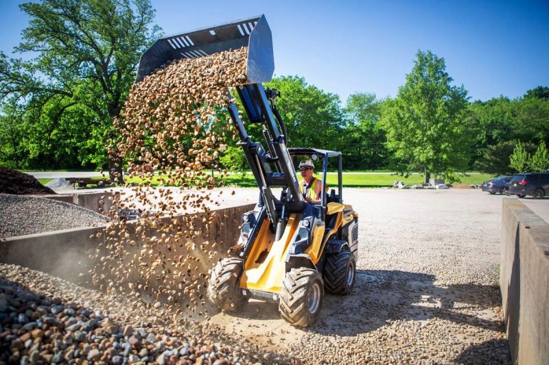 Video Interview: Detailing Vermeer Small Articulated Loaders