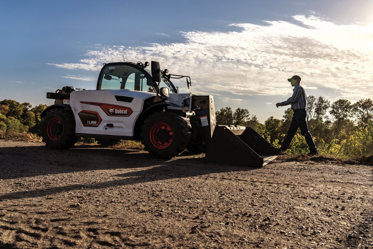 Photo Post! Let's Take a Look at Bobcat's Most Compact Telehandler Yet ...