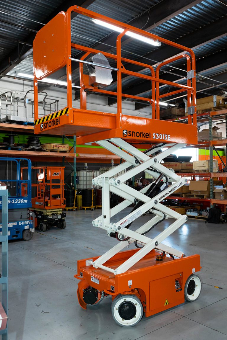 Snorkel Announces New Mini Electric Scissor Lift -- the S3013E ...