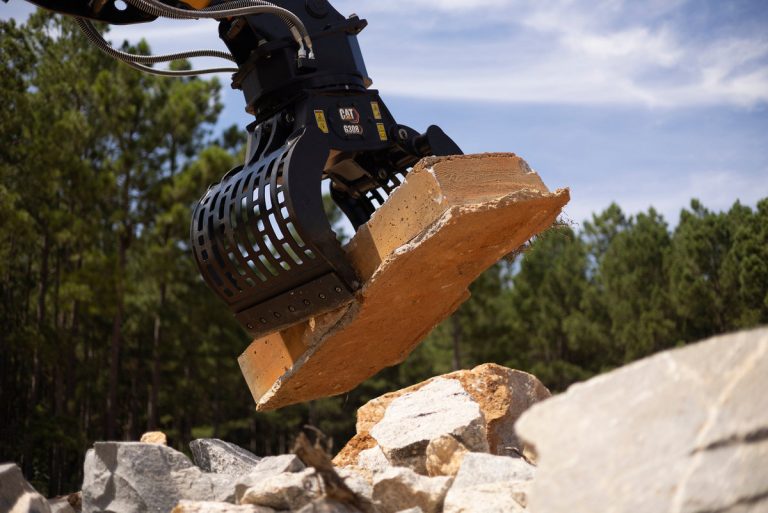 Fecon Brings a new Excavator Bull Hog to Their Line Up