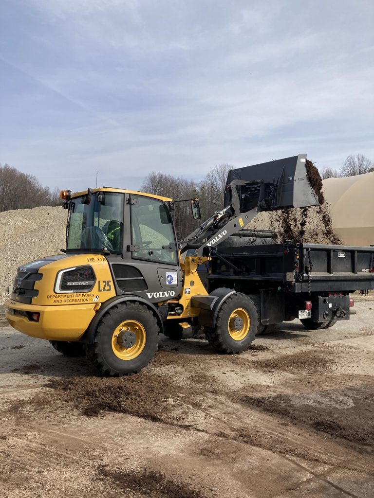 Volvo Construction Wins Quality Innovation Award for HX1 Load Carrier