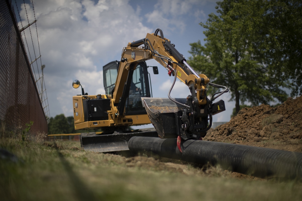 Tiltrotator Q&A: Caterpillar Answers All Our Questions on These Twisty ...
