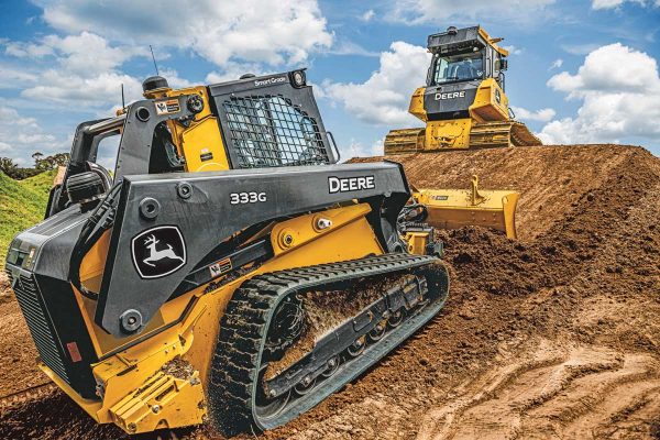 How Does a Skid Steer/Track Loader’s Hydraulic System Work? We Explain ...