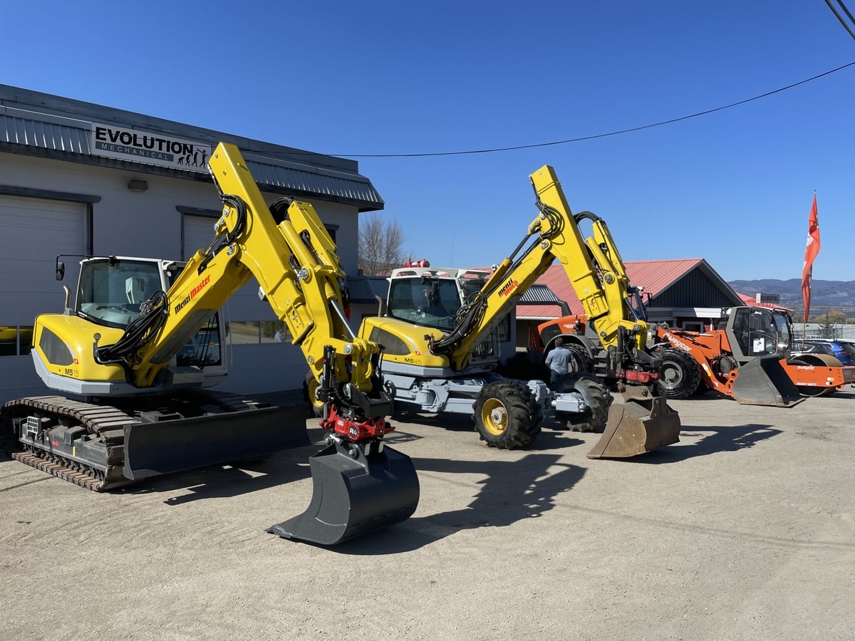 Dig These Spider Excavators from Menzi Muck, Which Are Finding Work in ...