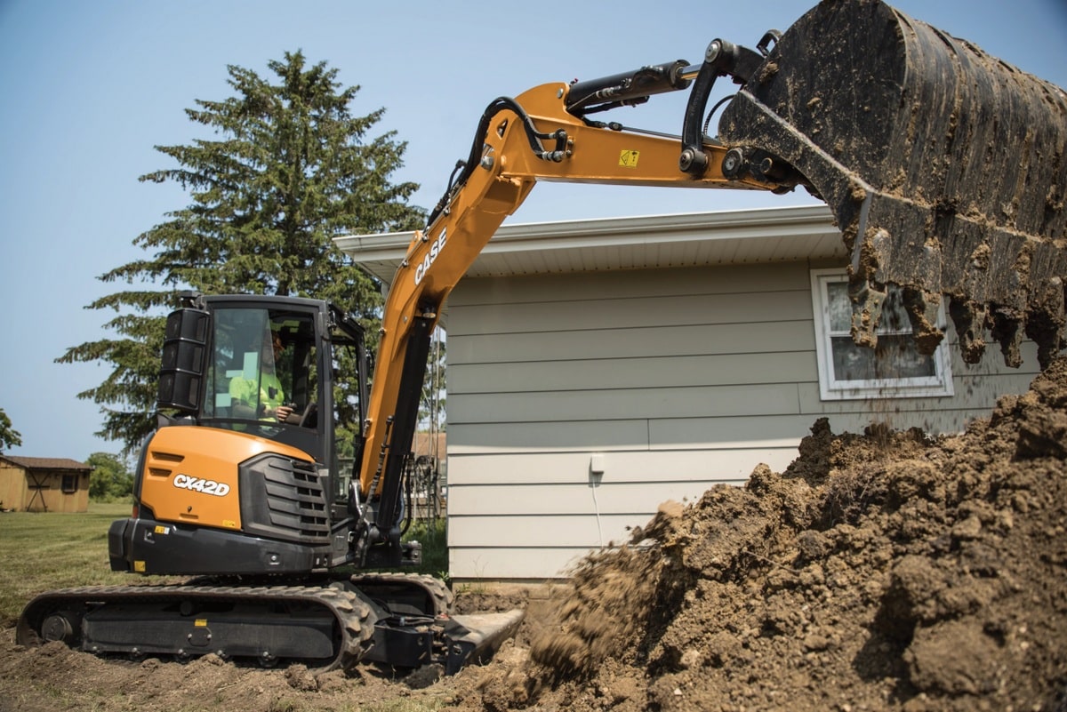 How to Choose and then Maintain the Right Bucket Teeth for Your Mini ...