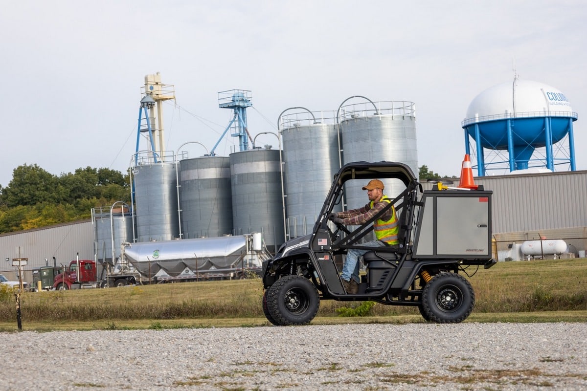 Photos! Landmaster to Launch Industry Pro Commercial Utility Vehicles ...