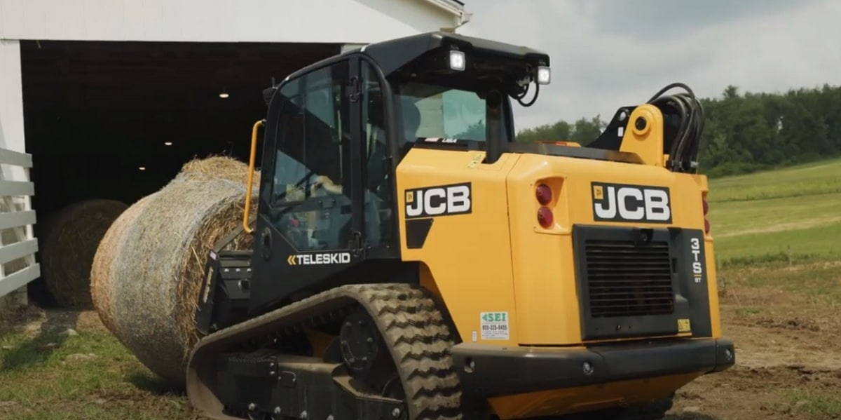 Farmer with ALS Overcomes Challenges with JCB Teleskid
