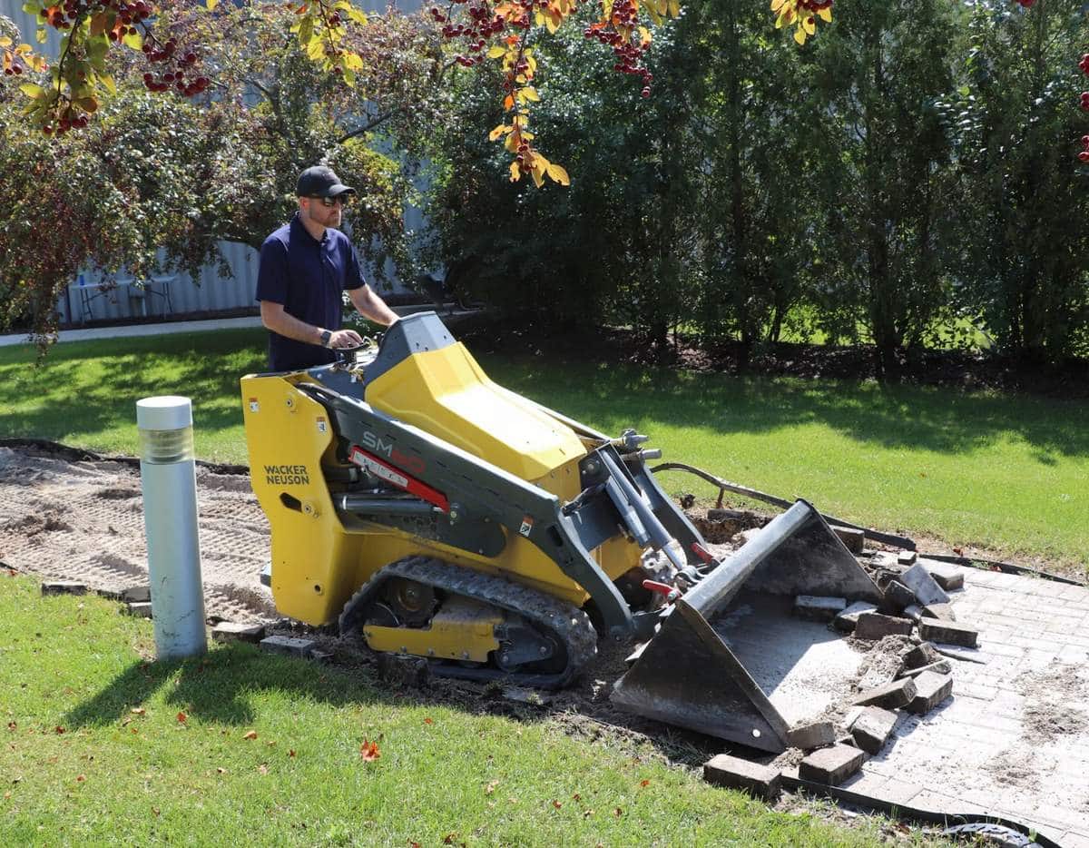 Wacker Neuson’s SM60 & SM120 Utility Track Loaders Win Award