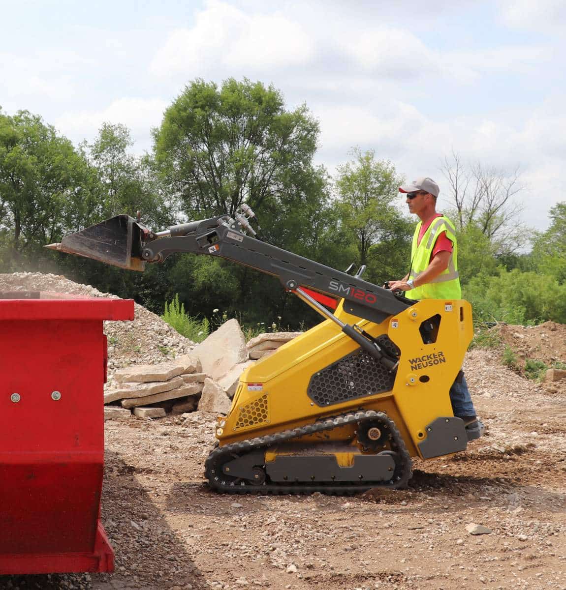 Wacker Neuson’s SM60 & SM120 Utility Track Loaders Win Award
