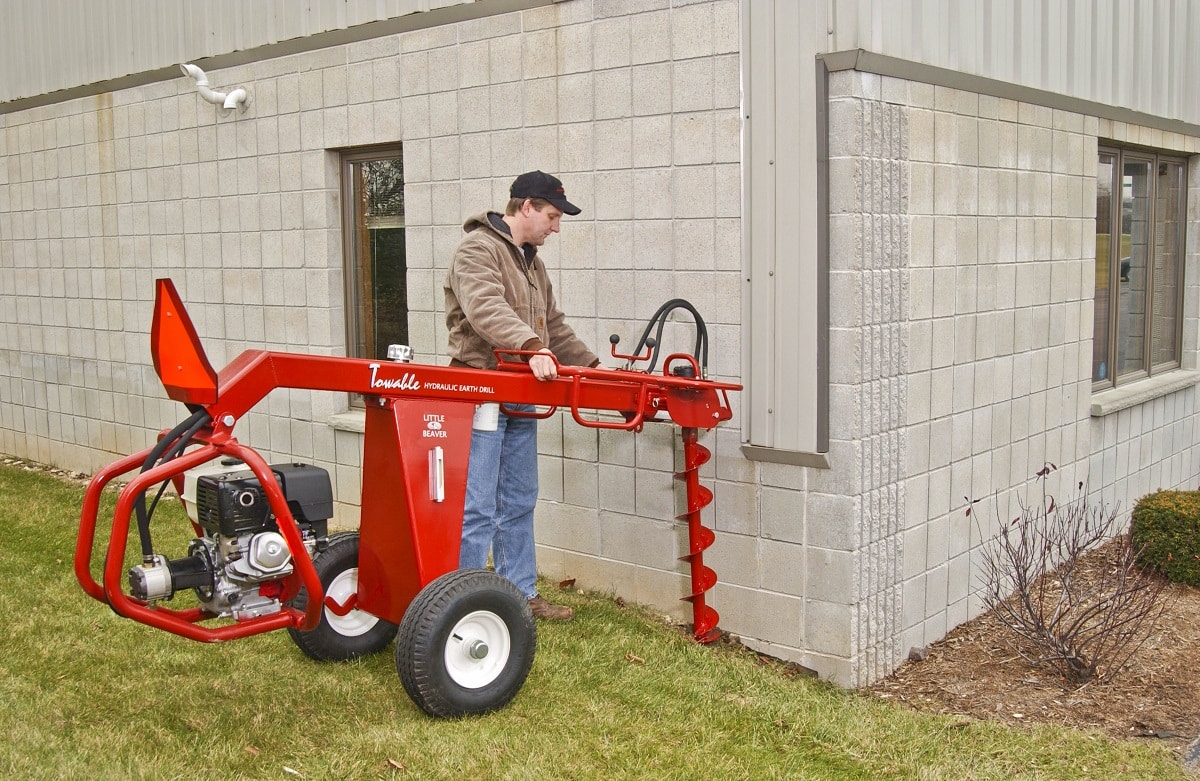 Combatting the Labor Shortage with Safe, One-Man Earth Drills — Compact ...