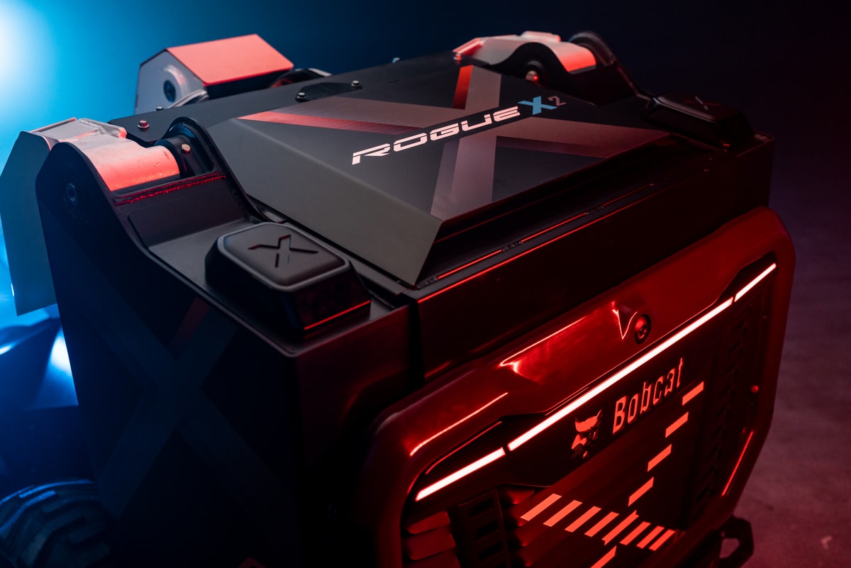 Bobcat Unveils Autonomous Electric Tractor at CES,