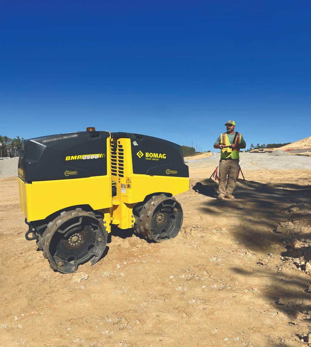 Bomag Improves Radio Remote Control on BMP 8500 Compactor