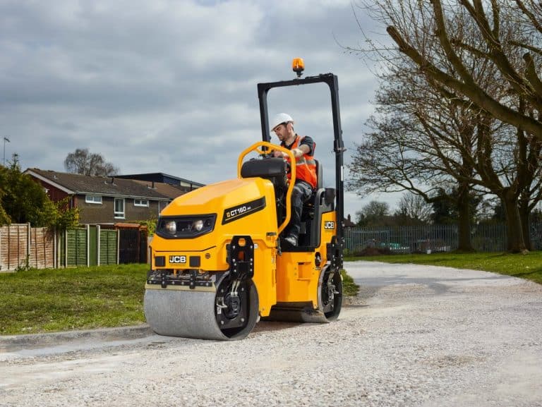 Case Launches New Series of Small-Frame Vibratory Rollers — Compact ...