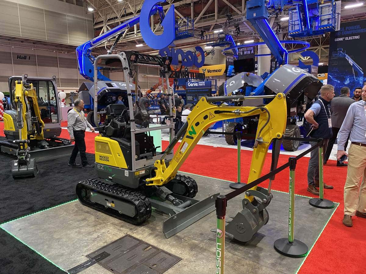 A Complete Guide to Buying/Renting a Mini Excavator in 2024