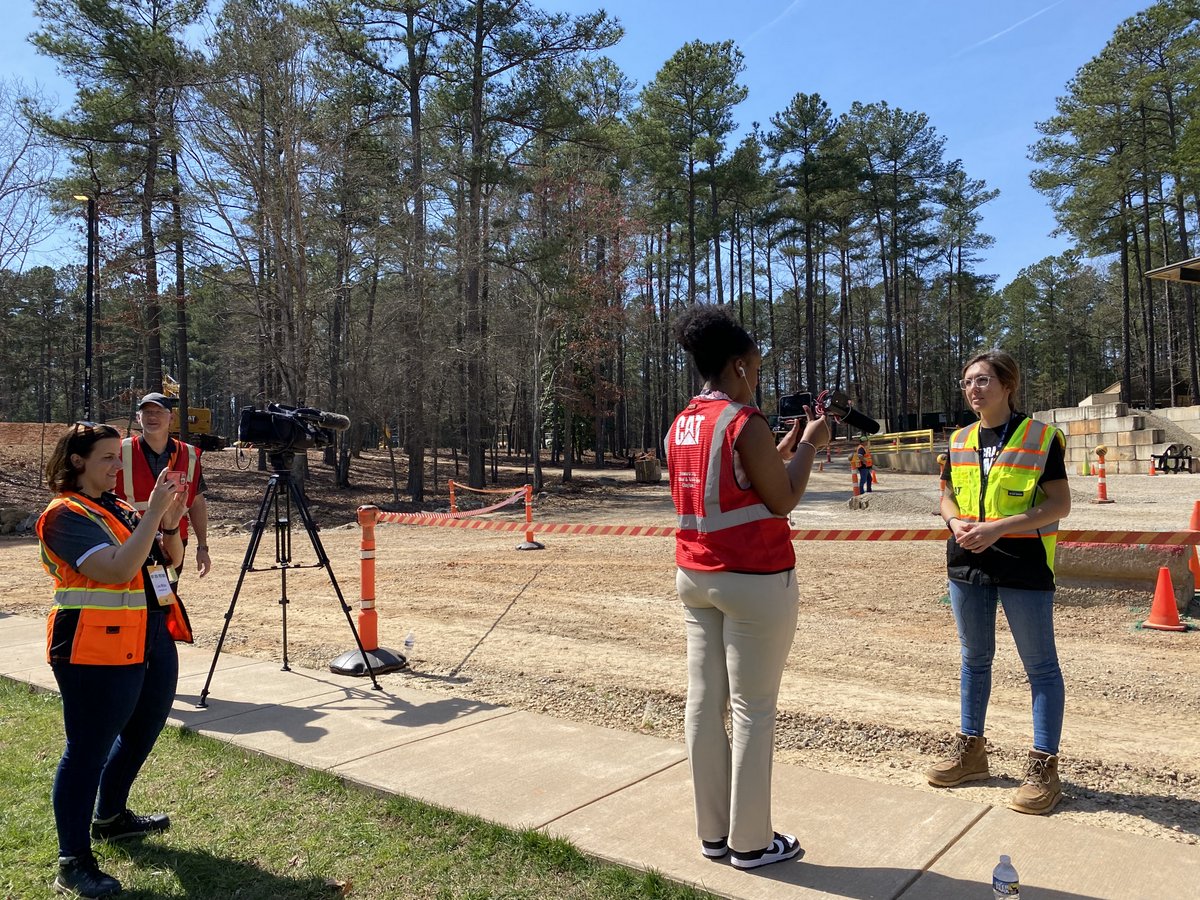 Cat Celebrates Women in Construction with Operator Challenge