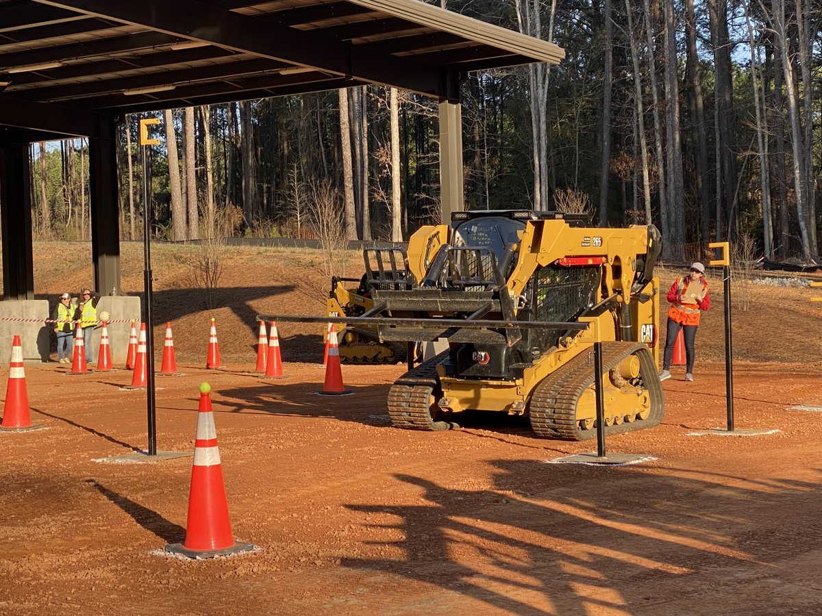 Cat Celebrates Women in Construction with Operator Challenge