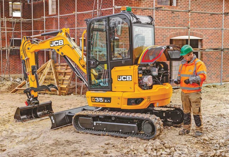 Five Reasons to Consider Compact Wheeled Excavators — Compact Equipment ...