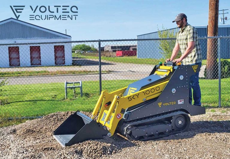 Catch Up on Case's New Mini Track Loader — the TL100 - Compact ...