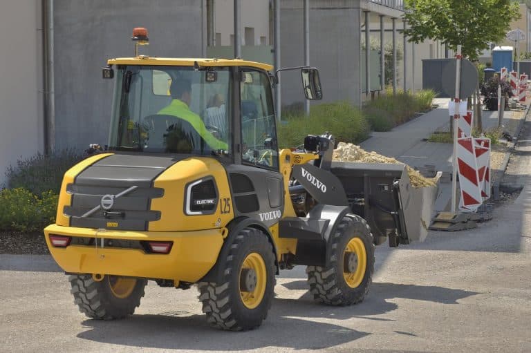 Volvo CE unveils electric compact wheel loader concept - Compact ...