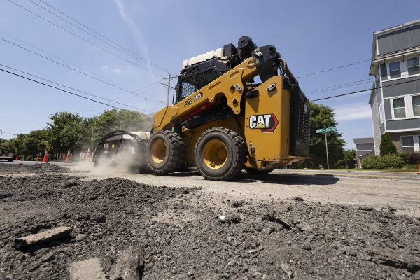 Caterpillar Announces 8 New Track Loaders and Skid Steers — Compact ...