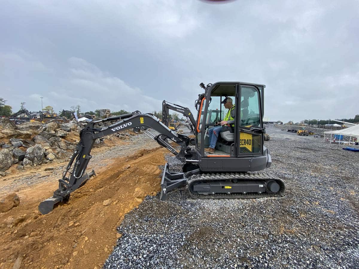 Volvo's EC37 and ECR40 Compact Excavators Win CE Award