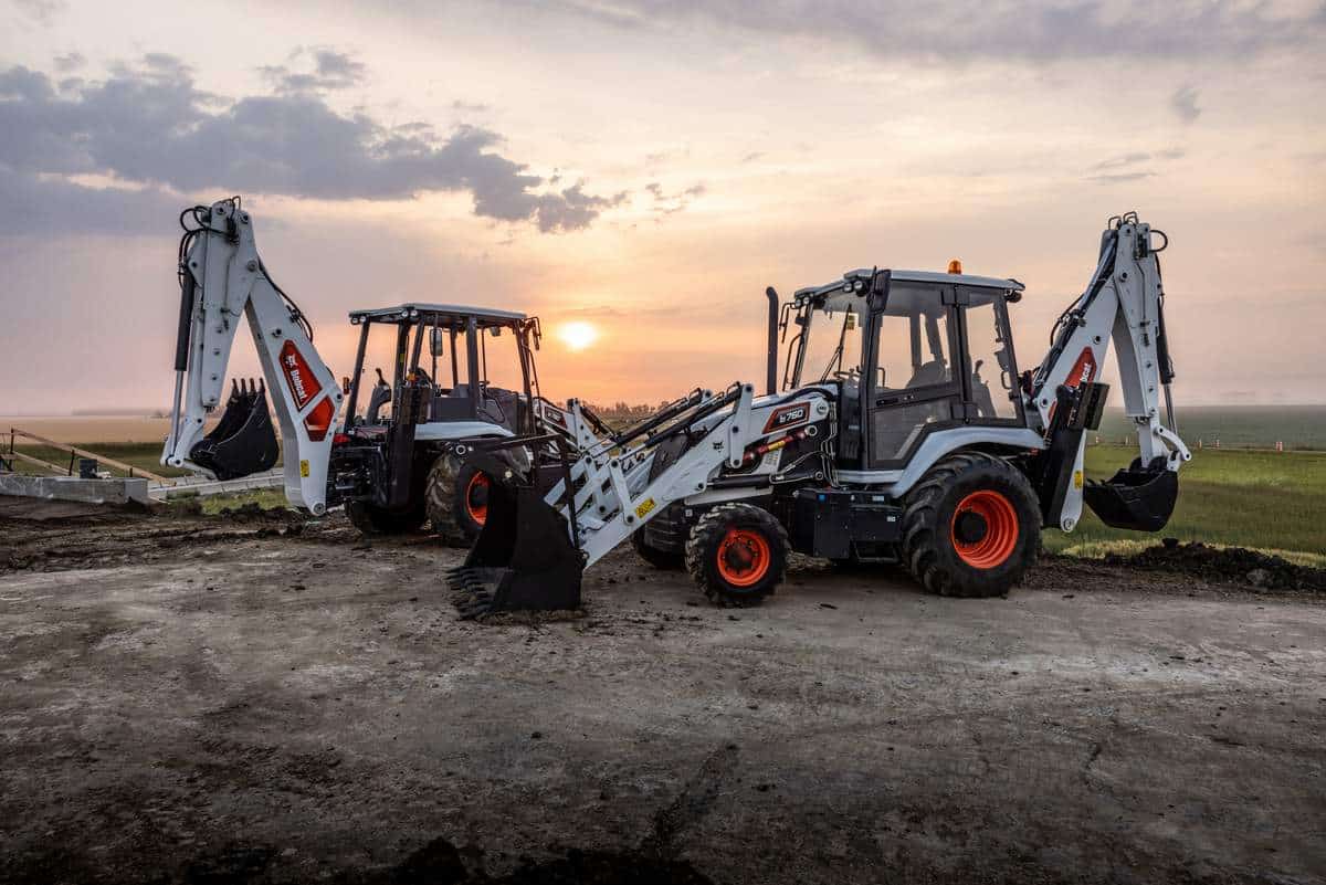 Bobcat B760 Backhoe Loader First Look