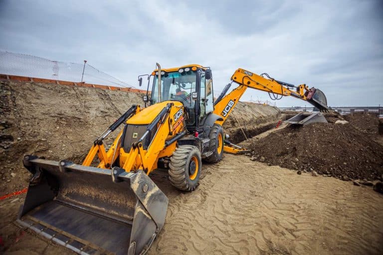 Video: JCB Walks Us Through Its Full Backhoe Loader Lineup