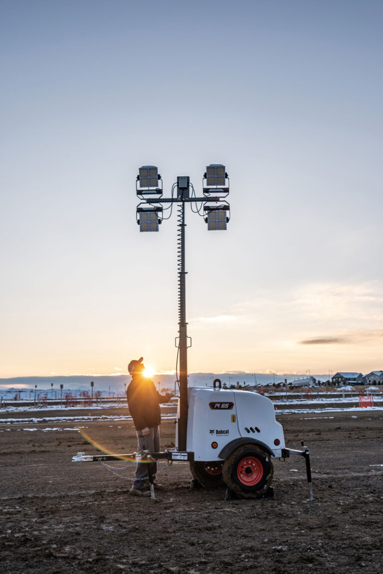 How to Prepare and Protect a Light Tower from Winter Wear and Tear